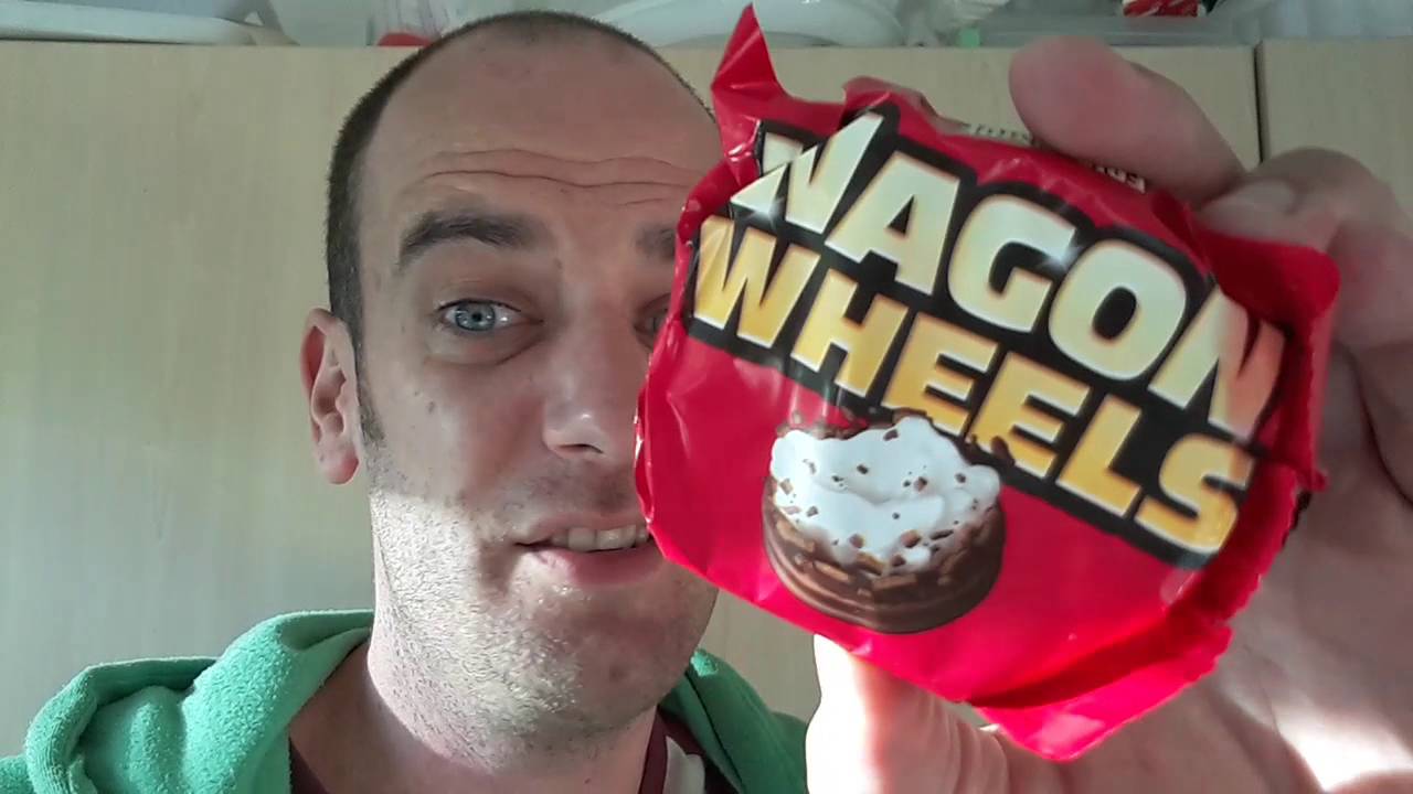 Callum's Corner snack review - YouTube