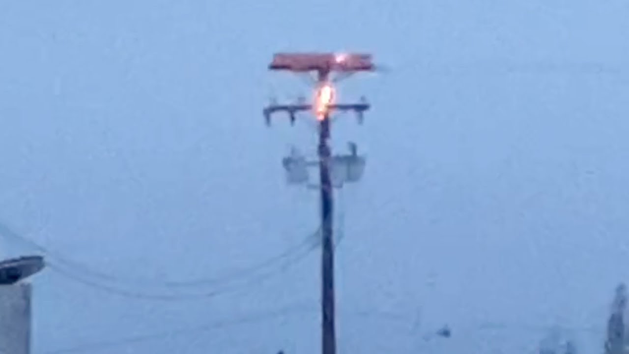 RAW: Power pole fire - YouTube