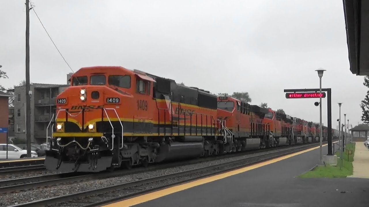 BNSF 1409 West, R-CHI452 - Berwyn, IL - 10/2/2019 - YouTube