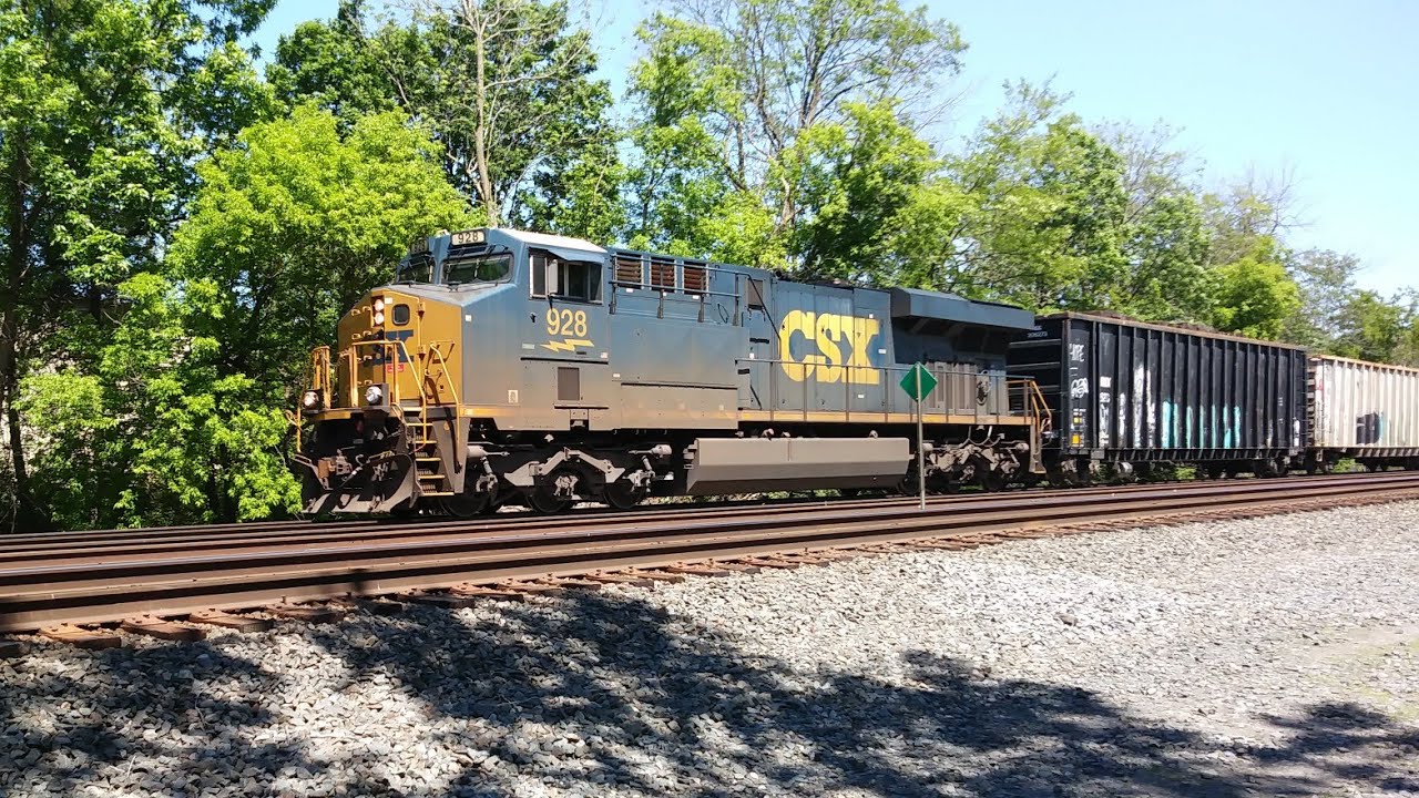 [HD] CSX Q635 Trash Train Westbound - Fairport, NY - YouTube