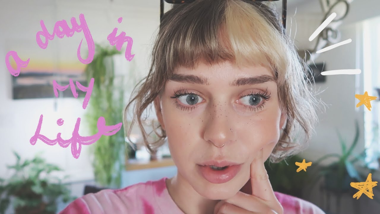 split dying my bangs + date day | vlog - YouTube