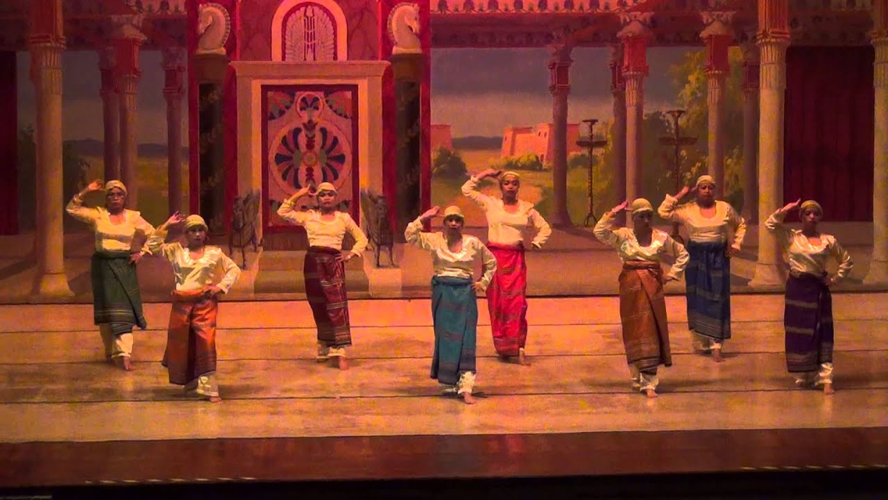 Cross Cultural Extravaganza Malong Malong Dance November 10, 2012.MTS ...