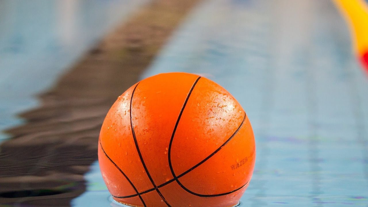 Waterbasket Buzzer Beater a Bolzano - YouTube