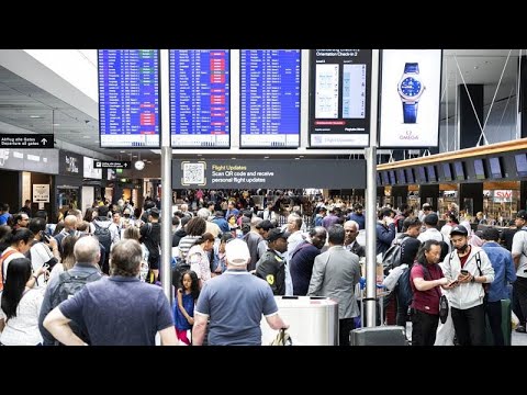 Viele können nicht abfliegen: Chaos im Luftraum der Schweiz wegen Panne bei Skyguide - YouTube