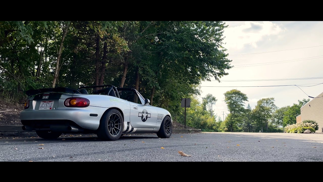 4K Beauty Shots _ 1999 Military Tribute Miata - YouTube