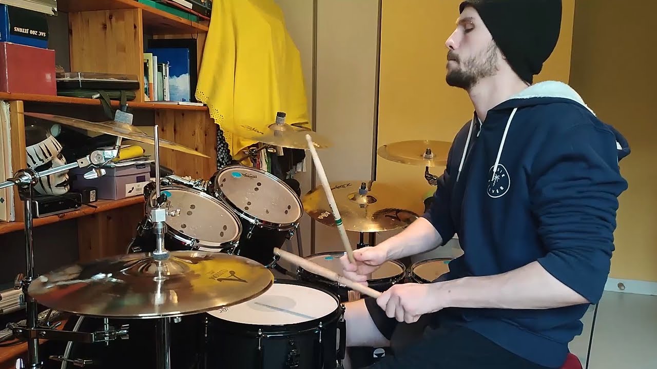 Song 2 - Blur (Drum cover) - YouTube
