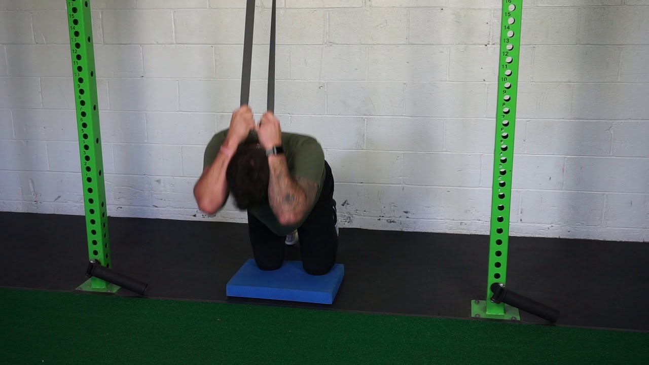 Banded Abdominal Crunch - YouTube