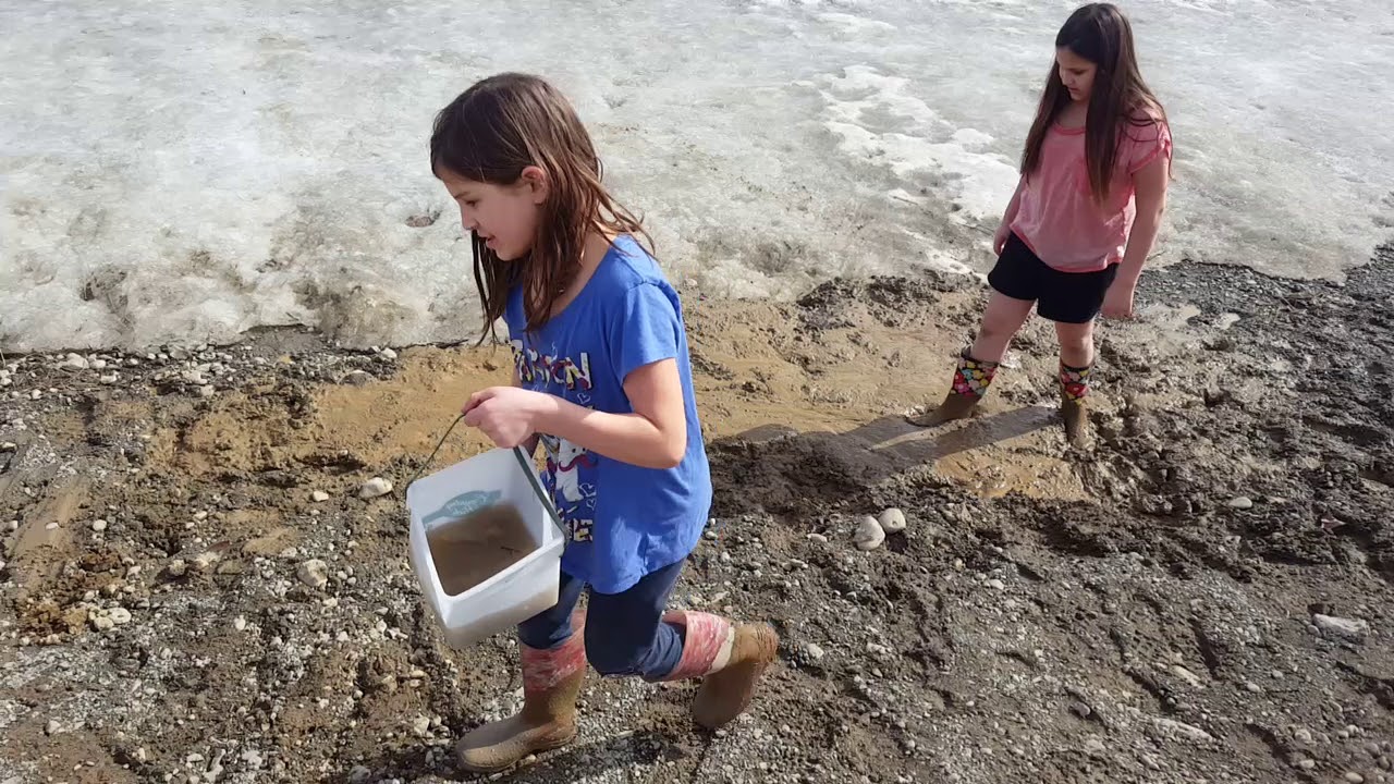 Making Mud - YouTube