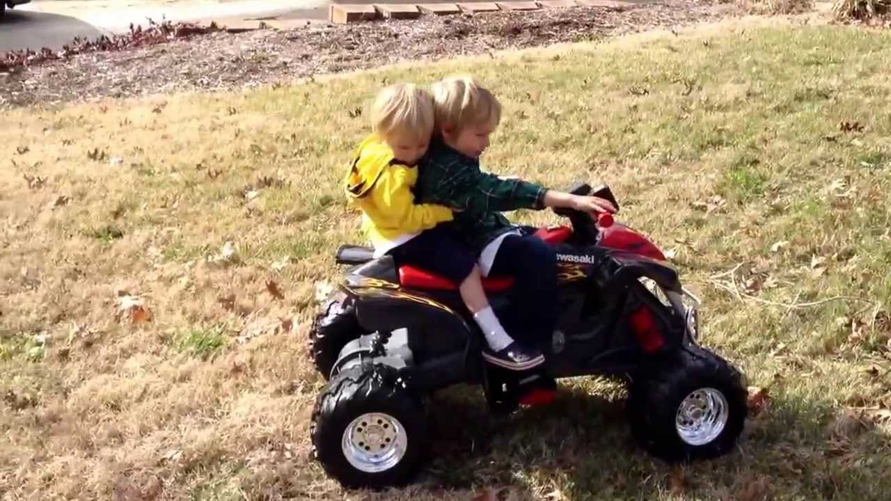 Kids on 4 wheeler - YouTube
