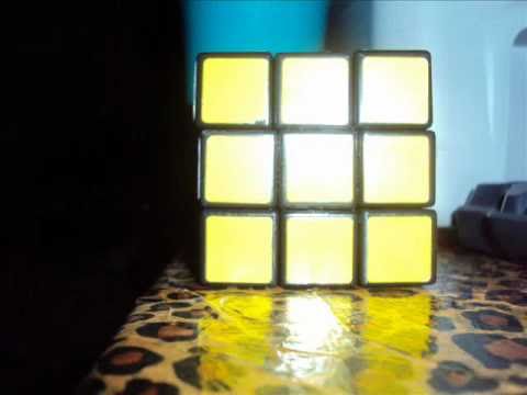 self solving rubix cube - YouTube