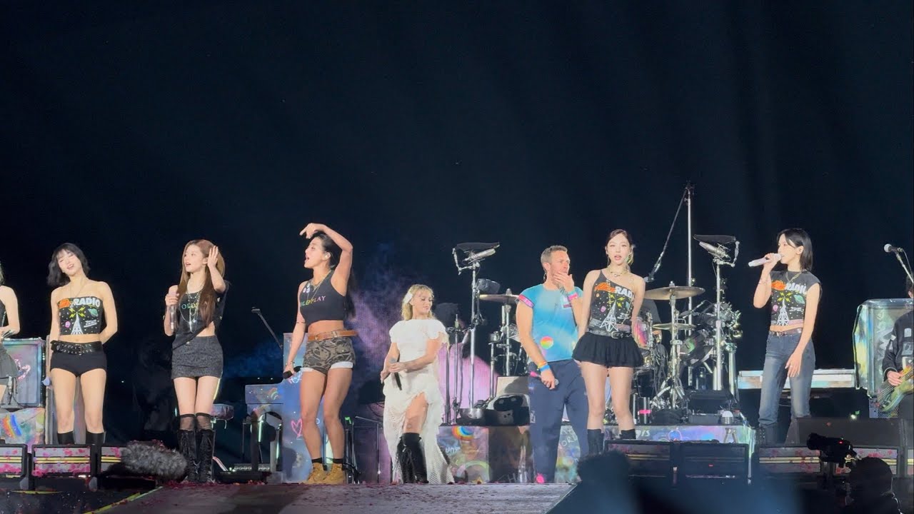 4K LIVE / Coldplay - We Pray (Twice Version) Full Live HD @Goyang ...