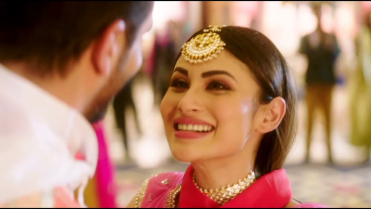 Baithe Baithe, Full Hd video Song, Mouni Roy, BaitheBaithe Achanak Ye ...