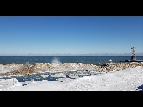 Winter Walk - Lake Michigan - Chicago - January 2022 - YouTube