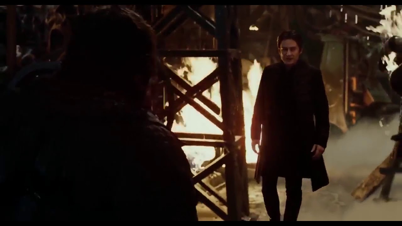 Van Helsing (Fight scene) Final battle - YouTube