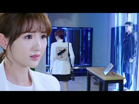 handsome doctor charged his battery in front of Cinderella，She broke down in tears