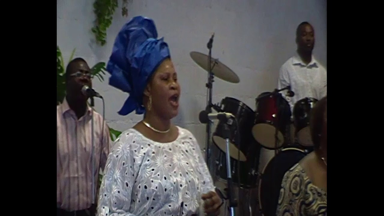 song ministration by vicstar - YouTube