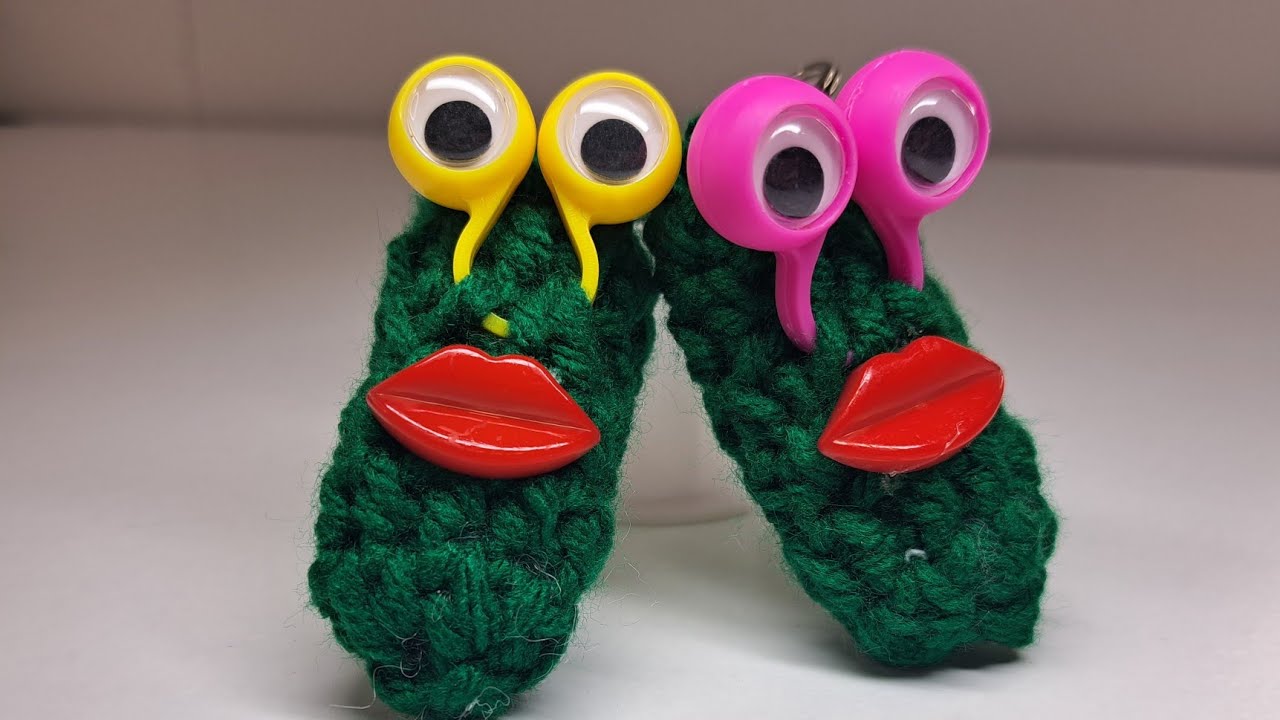 How to Crochet a Snap Fidget Pickle with Googly Eyes # ...