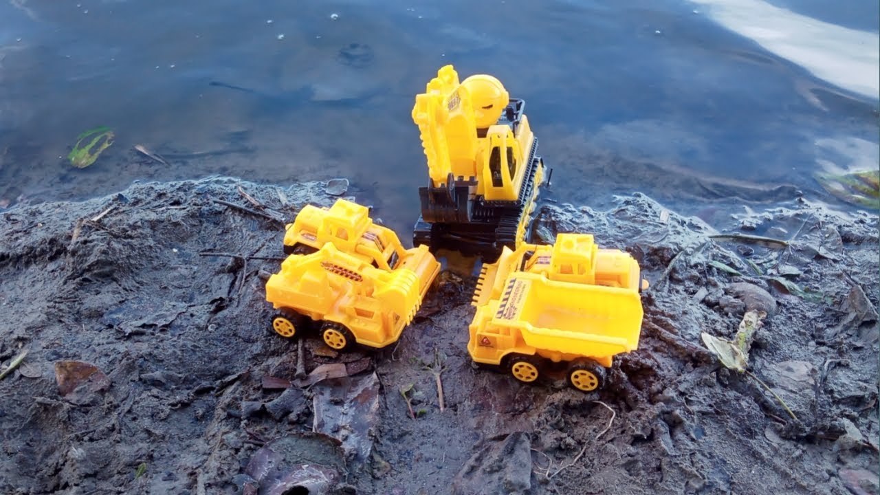 Excavator, cren, track, tractors and many car driving - YouTube