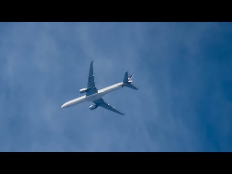 Singapore Airlines Boeing 777-312(ER) (SQ26, 9V-SWL) landing to JFK ...