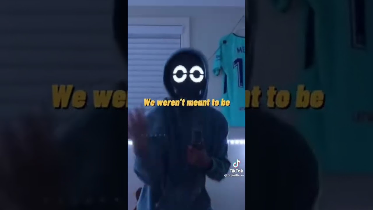 BoyWithUke - Loafers (Minute Long Version) Acordes - Chordify