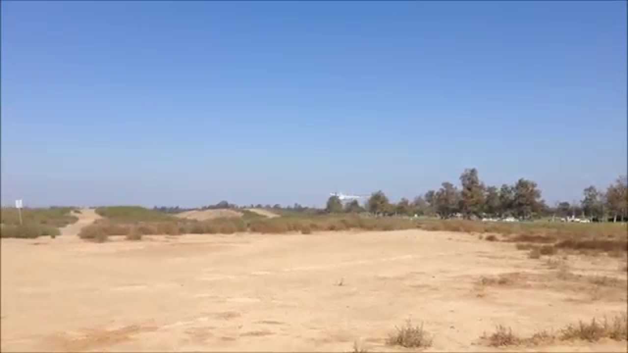 RC Cargo Plane Airdrop - Palette Extraction - YouTube