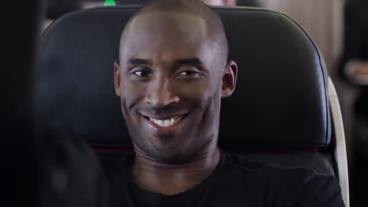 Kobe vs Messi Legends on Board Turkish Airlines - YouTube
