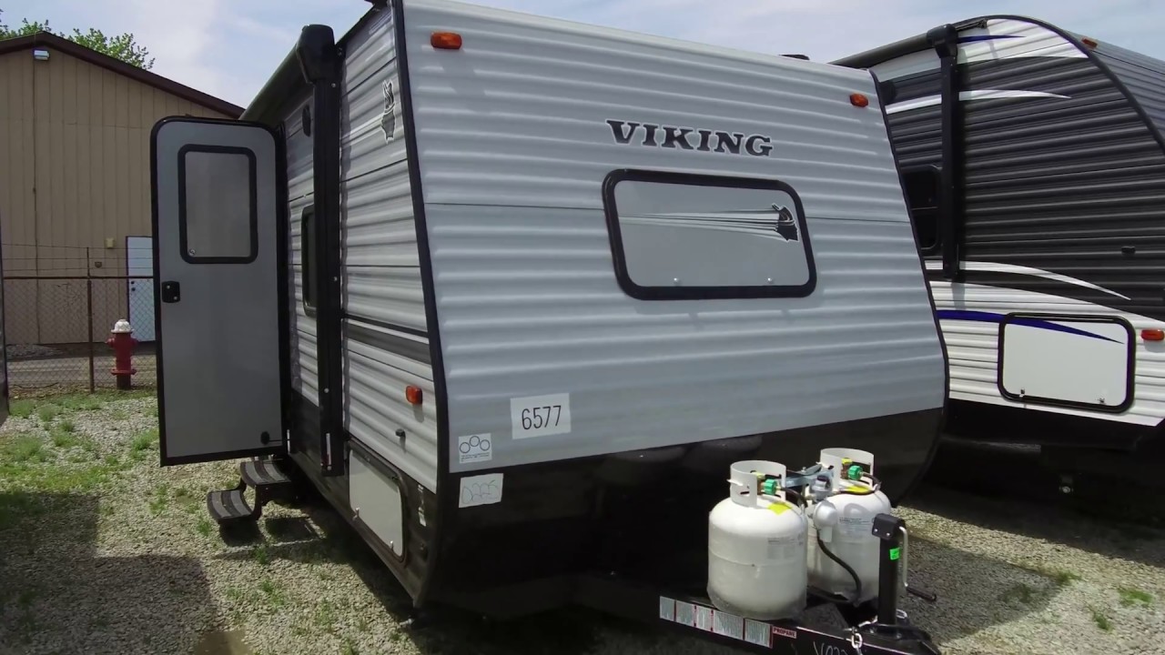 2018 Viking Ultra Lite 21BHS Light Weight Camper Quick Video Tour - YouTube