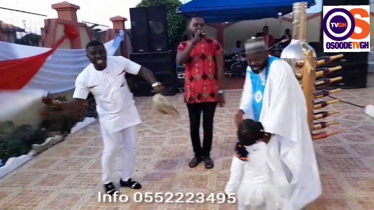 FANTASTIC!!! OSOODE AND OKOMFO KOLEGE DISPLAY DANCING SKILLS 😀😀 - YouTube