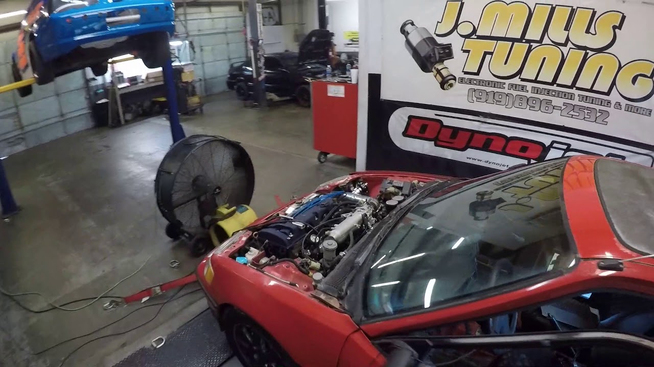 Boosted CRX Gives Boost Issues On The DYNO - YouTube