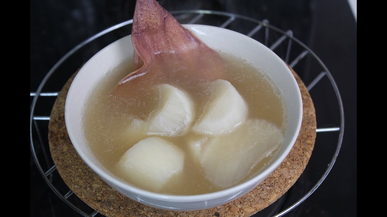 White radish soup w dried cuttlefish 白萝卜汤 | Recipe | Easy recipe | Cook ...