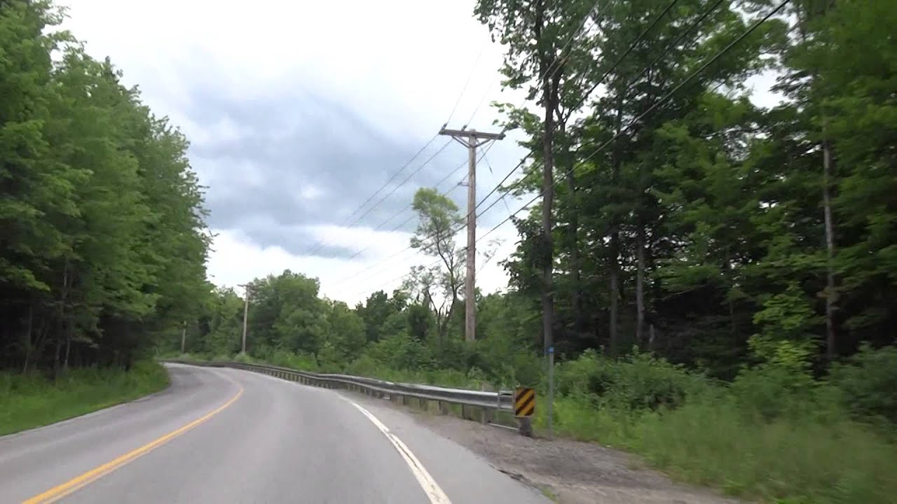 Driving North on Scenic Route 100 in Vermont - YouTube