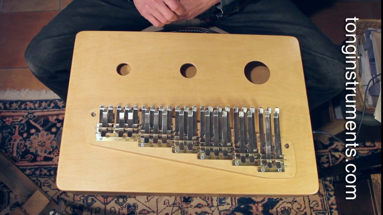 Searching for jazz chords on the Chromatic Kalimba (electric) - YouTube