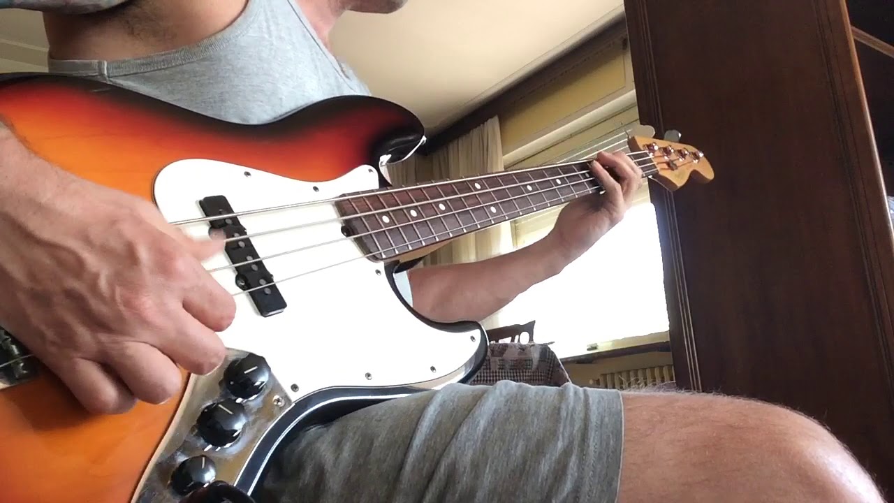 Seven Nation Army “BASS” - YouTube