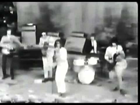 THE PRETTY THINGS - LIVE - Honey I Need - YouTube