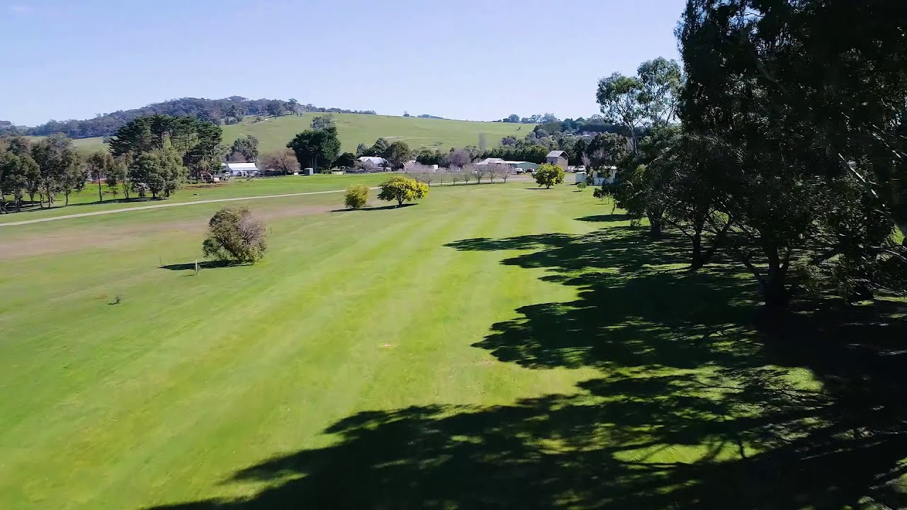 Strathbogie Golf Club - Hole 9 - YouTube