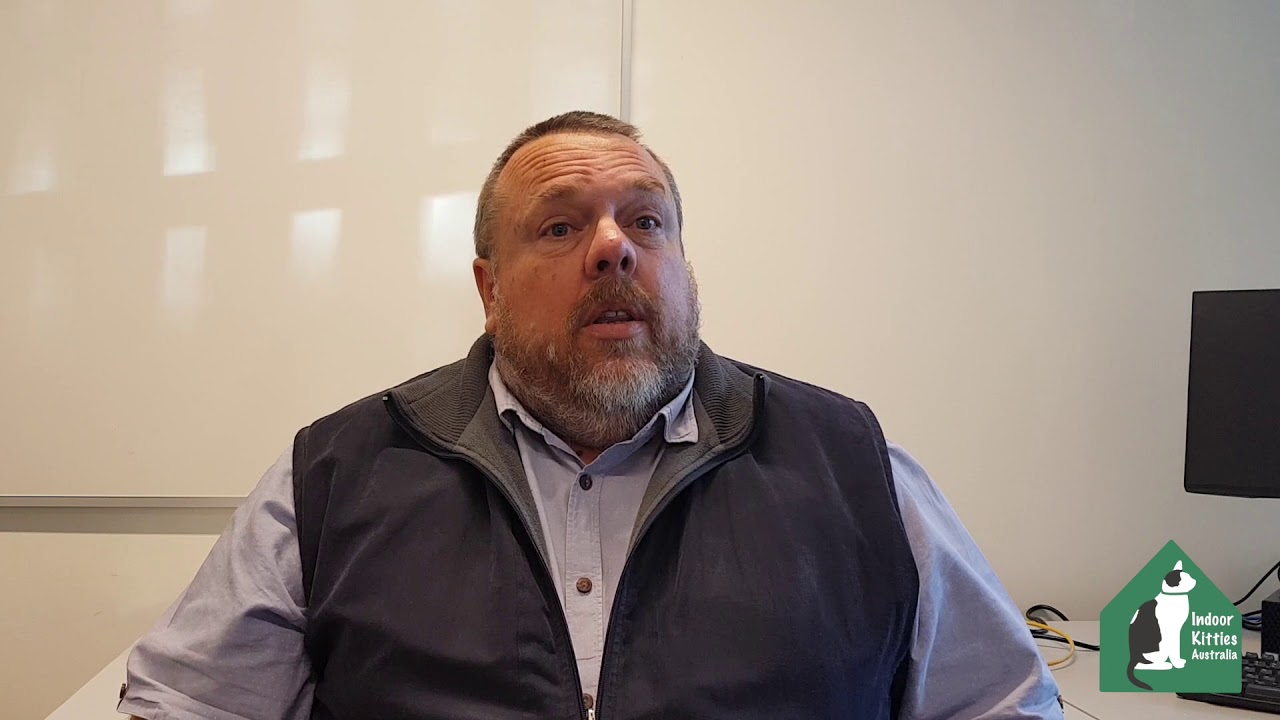 Indoor Kitties Australia - interview with Dr Tony Buckmaster - YouTube