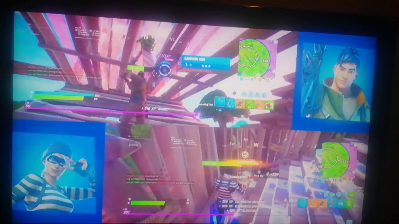 Split screen first game first win in split screen with my brother - YouTube