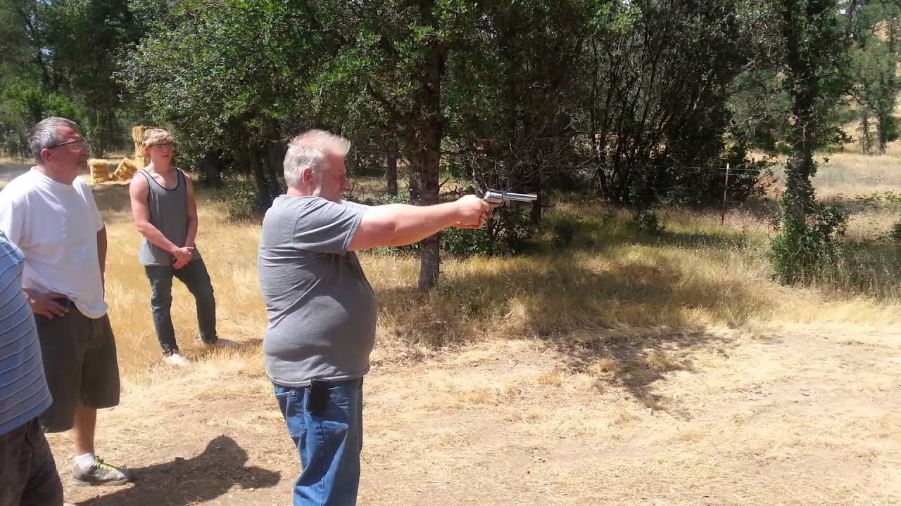 .44 mag bear loads - YouTube