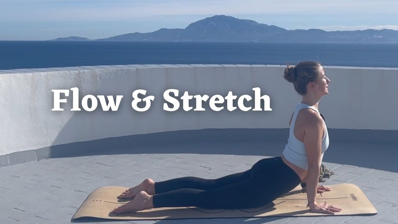 25min Flow & Stretch | Full Body Yoga Strength and Flexibility | 15k ...