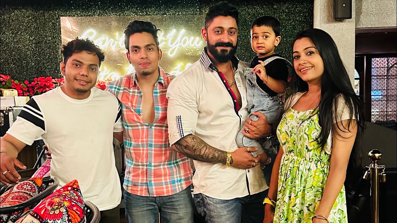 Aama chotta kitchen re hauchi alpa chicken(kasa) - YouTube