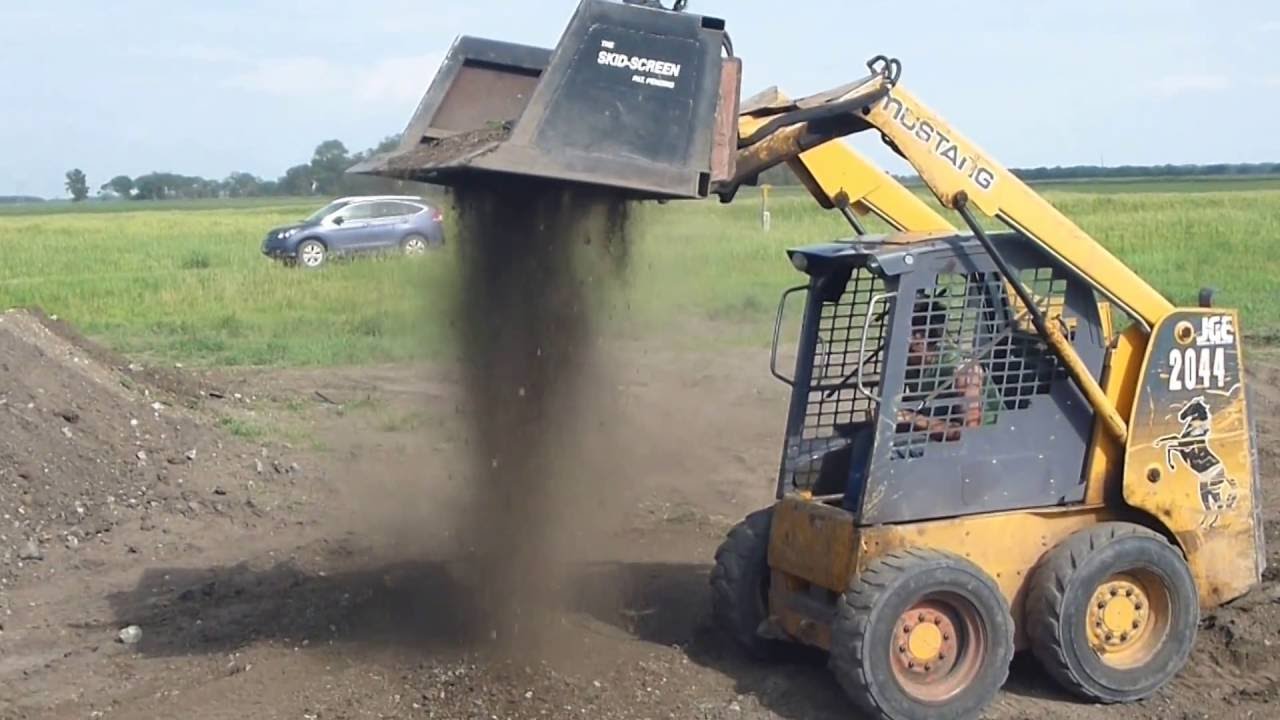 The Skid-Screen - YouTube