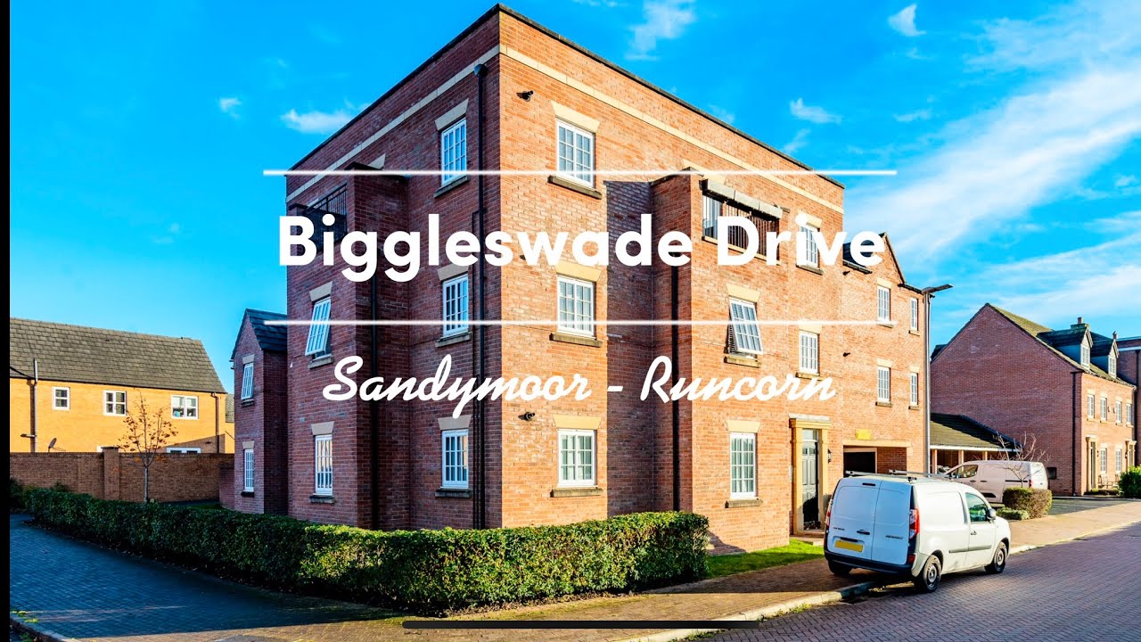 Biggleswade Drive, Sandymoor, Runcorn - YouTube