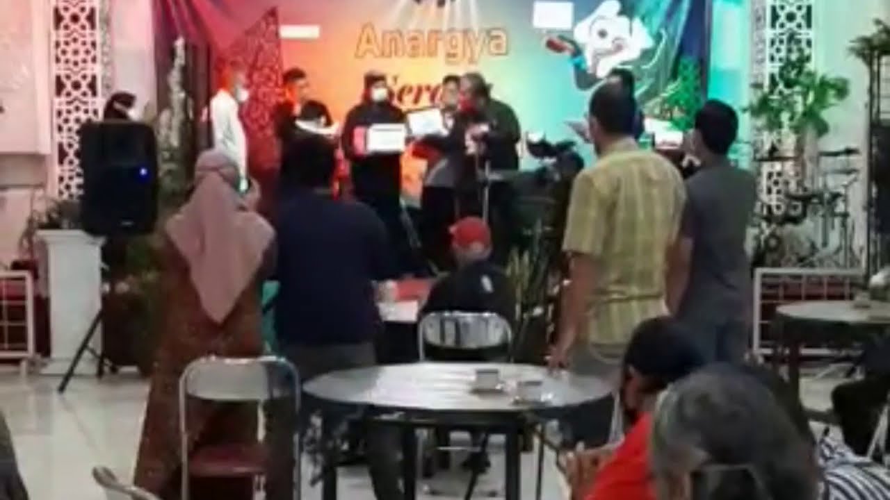 Lombok ijo tempe Ireng. //anggitane Edi Maryono, kawaos : Tati Erawati ...