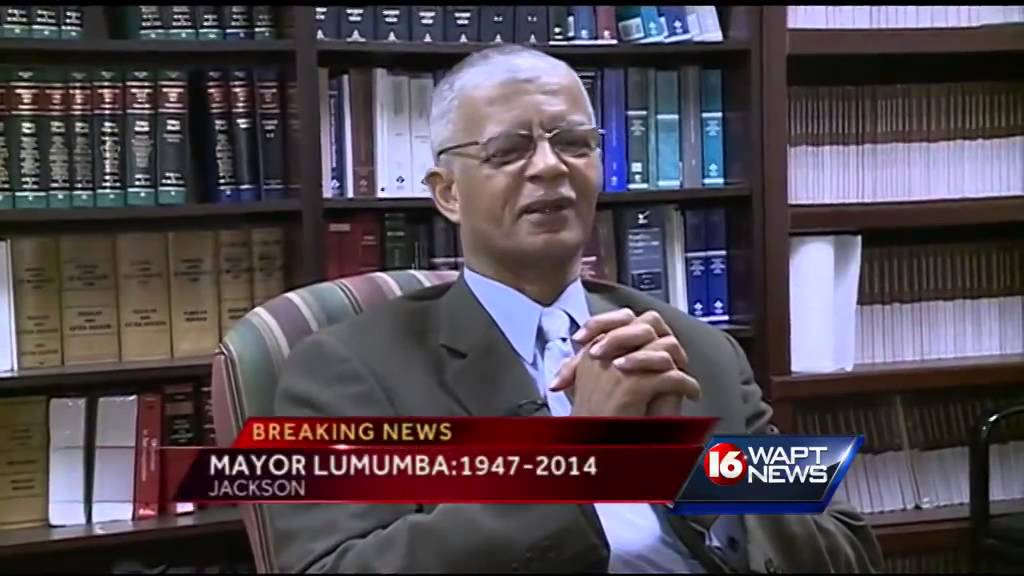 Mayor Chokwe Lumumba dies - YouTube