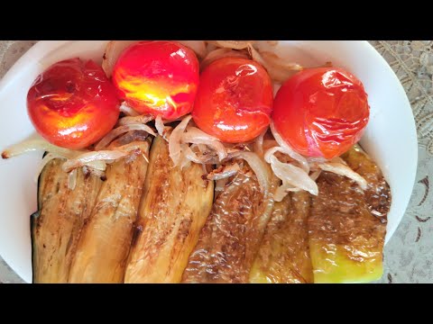 Badımcanı qizardarkən necə edək ki yağı canına çəkməsin. Yayın ən sevimli yeməyi badımcan qızartması