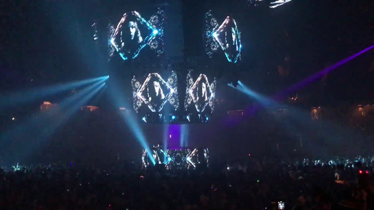 Bassnectar - Breathless live NYE 2016 HD - YouTube