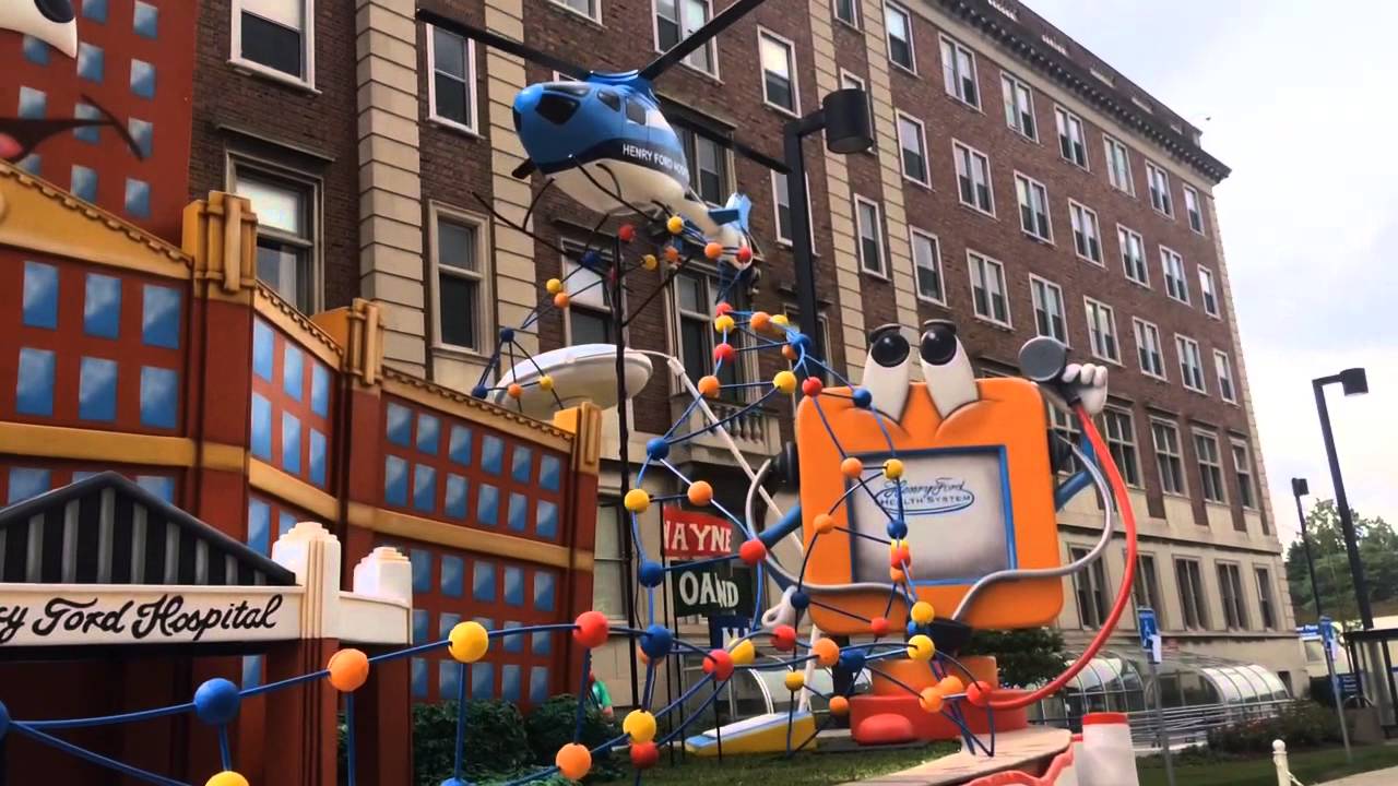 See Henry Ford Health System's first-ever parade float in action - YouTube