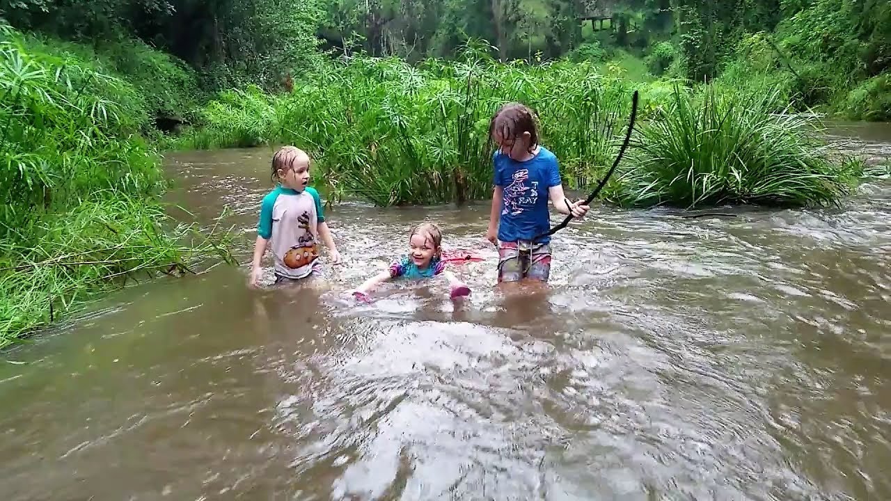 Creek Adventures after Cyclone Debbie in Australia - Part 1 - YouTube