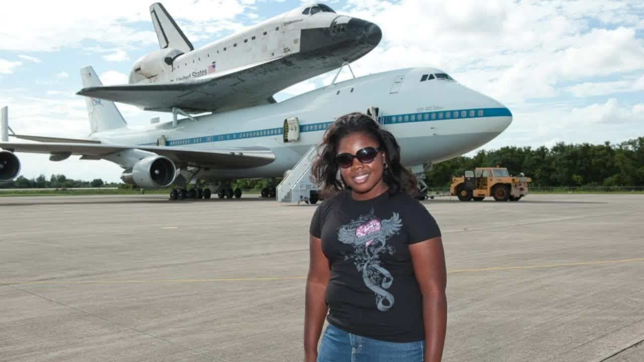 NASA engineer shares how she achieved her goal - YouTube