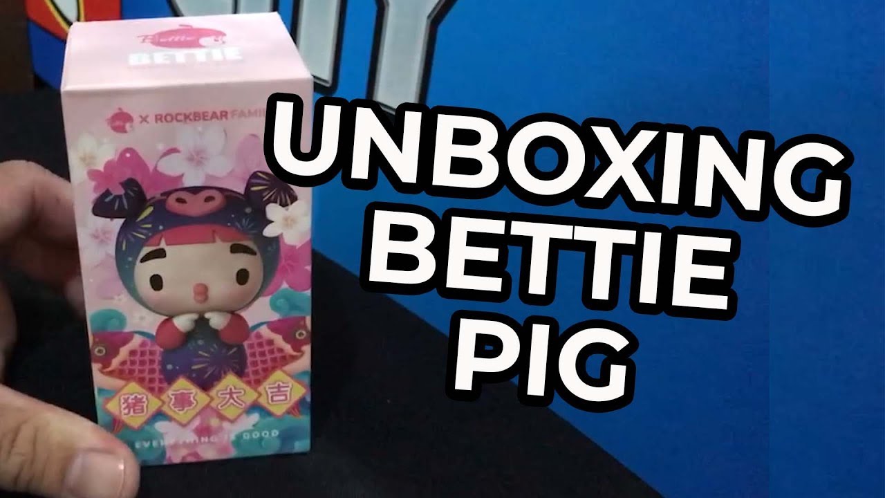Unboxing - Moetch Bling Box Bettie Pig - YouTube